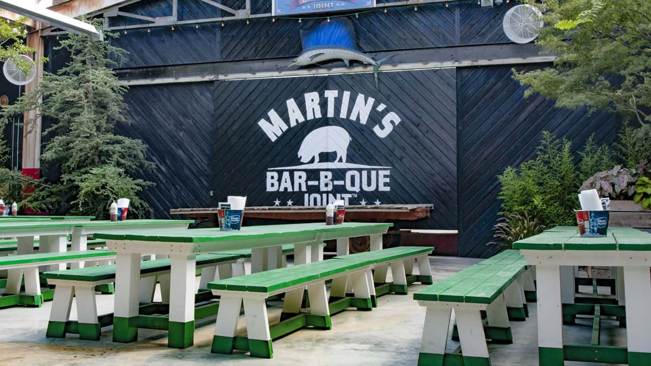 Martin's Bar-B-Que Joint: A Nashville Tradition Redefined - Dine Nashville