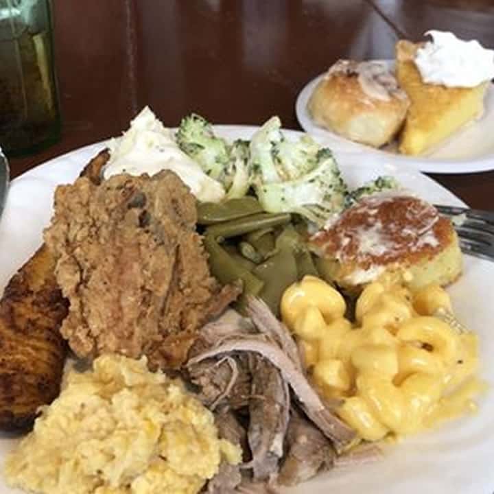 Monell's Nashville: A Taste of Southern Tradition in Music City - Dine ...