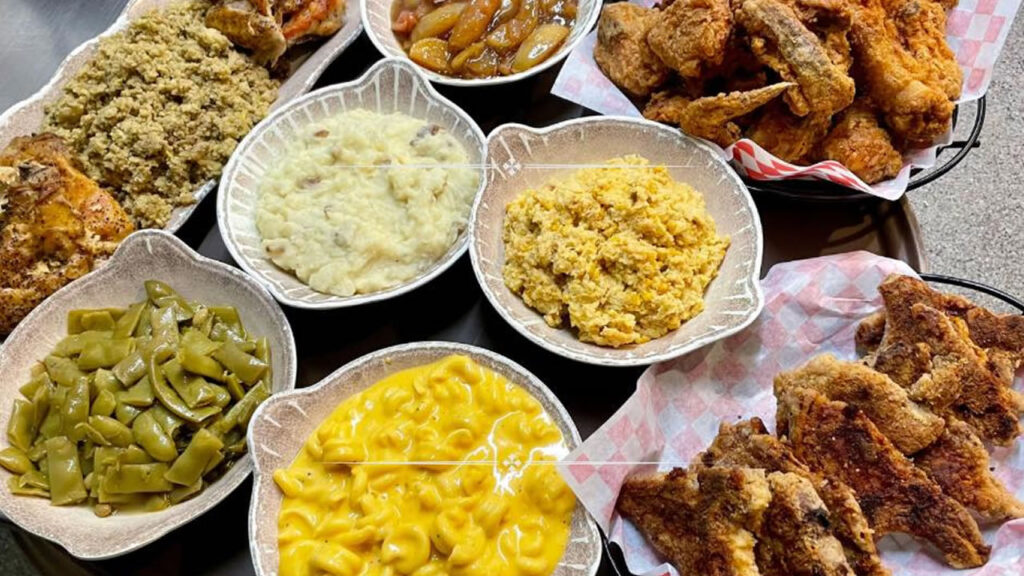 Monell's Nashville: A Taste of Southern Tradition in Music City - Dine ...